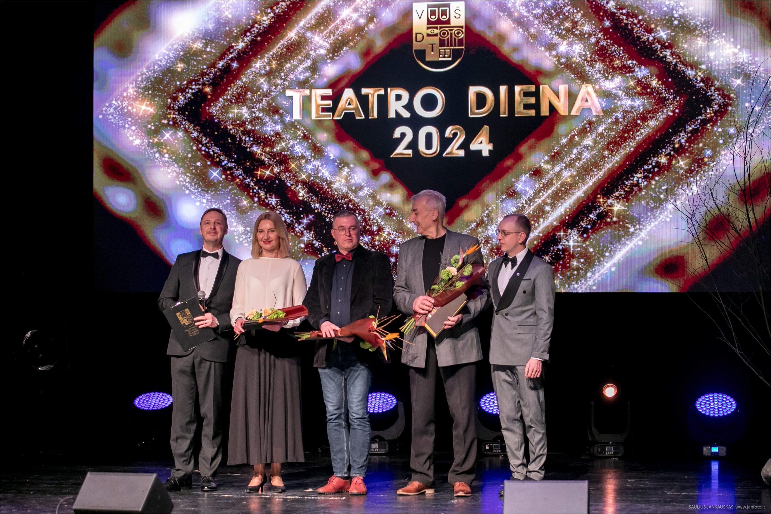 Tarptautinės teatro dienos proga apdovanoti geriausi metų aktoriai ...